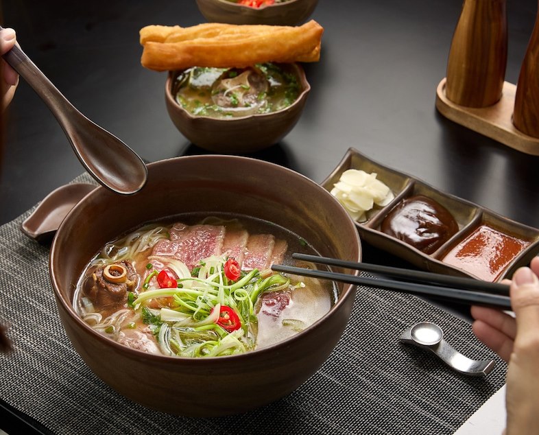 Vinpearl Landmark 81 Autograph Collection