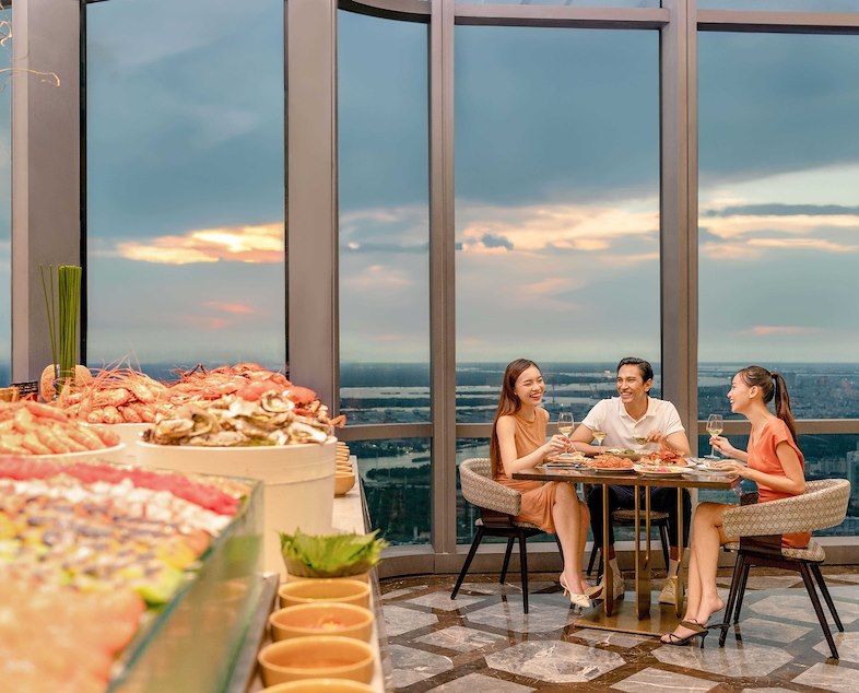 Vinpearl Landmark 81 Autograph Collection